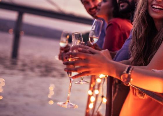 7 steps to a safe student night out | Neighbourhood Watch Network